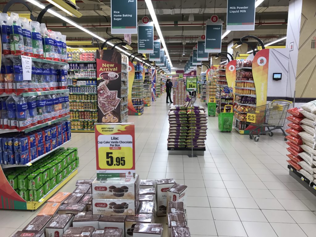 Difference Between Hypermarkets and Supermarkets | Difference Between ...