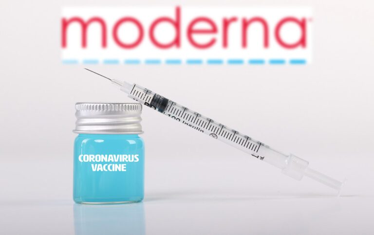 Difference Between Sinovac Vaccine and Moderna Vaccine | Difference ...